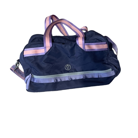 Ivivva | Other | Ivivva Lululemon Duffle Dance Gym Travel Bag Purple ...